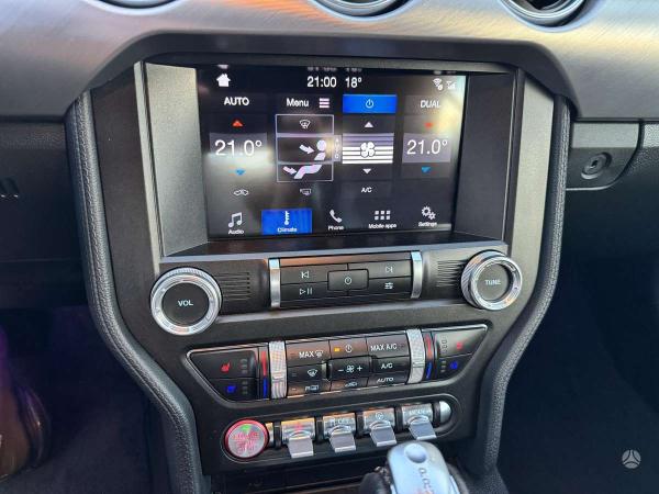 Pelēks Ford Mustang 2019 Klaipėda, ar dzinēja tilpumu 2.26 L un nobraukumu 73 tūkst. km par 23500 €, foto 10 vietnē AUTOMOTO.COM.LV