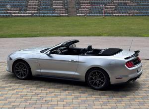 Grey Ford Mustang 2019 in Druskininkai, with an engine capacity of 4.95 L and mileage of 105 thousand km for 25047 €, photo  on AUTOMOTO.COM.LV
