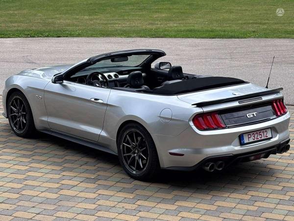 Grey Ford Mustang 2019 in Druskininkai, with an engine capacity of 4.95 L and mileage of 105 thousand km for 25047 €, photo 3 on AUTOMOTO.COM.LV