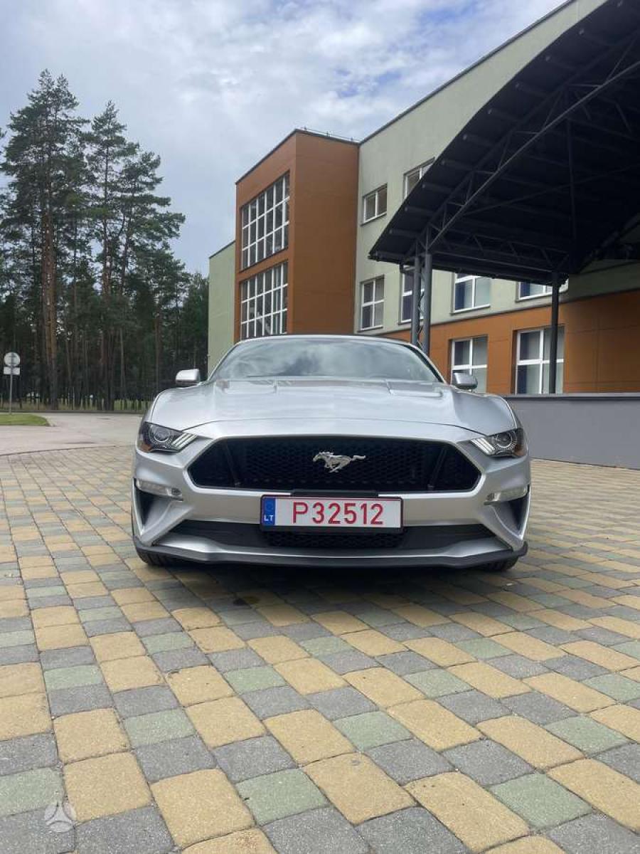 Grey Ford Mustang 2019 in Druskininkai, with an engine capacity of 4.95 L and mileage of 105 thousand km for 25047 €, photo 19 on AUTOMOTO.COM.LV