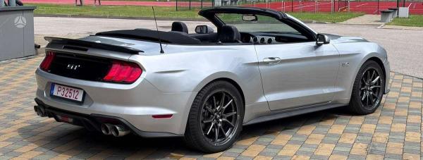 Pelēks Ford Mustang 2019 Druskininkai, ar dzinēja tilpumu 4.95 L un nobraukumu 105 tūkst. km par 25047 €, foto 5 vietnē AUTOMOTO.COM.LV