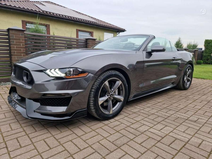 Pelēks Ford Mustang 2020 Klaipėda, ar dzinēja tilpumu 4.95 L un nobraukumu 109 tūkst. km par 25900 €, foto 7 vietnē AUTOMOTO.COM.LV
