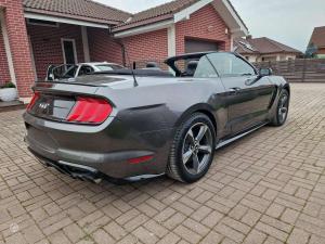 Pelēks Ford Mustang 2020 Klaipėda, ar dzinēja tilpumu 4.95 L un nobraukumu 109 tūkst. km par 25900 €, foto 9 vietnē AUTOMOTO.COM.LV