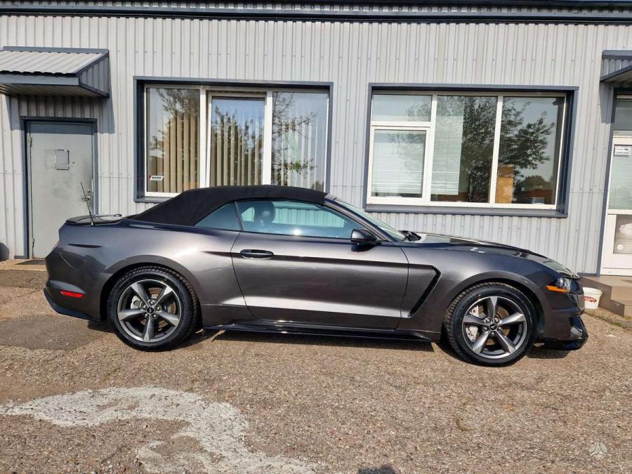Pelēks Ford Mustang 2020 Klaipėda, ar dzinēja tilpumu 4.95 L un nobraukumu 109 tūkst. km par 25900 €, foto 15 vietnē AUTOMOTO.COM.LV