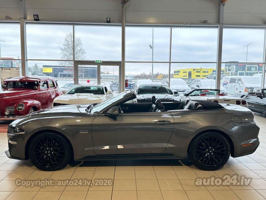 Grey Ford Mustang 2022 in Tallinn, with an engine capacity of 5.00 L and mileage of 25 thousand km for 39900 €, photo 4 on AUTOMOTO.COM.LV