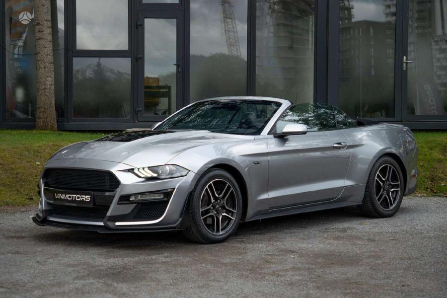 Pelēks Ford Mustang 2022 Viļņa, ar dzinēja tilpumu 2.25 L un nobraukumu 92 tūkst. km par 26300 €, foto 1 vietnē AUTOMOTO.COM.LV