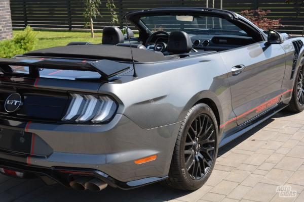 Pelēks Ford Mustang 2022 Marijampole, ar dzinēja tilpumu 5.00 L un nobraukumu 13 tūkst. km par 34000 €, foto 10 vietnē AUTOMOTO.COM.LV