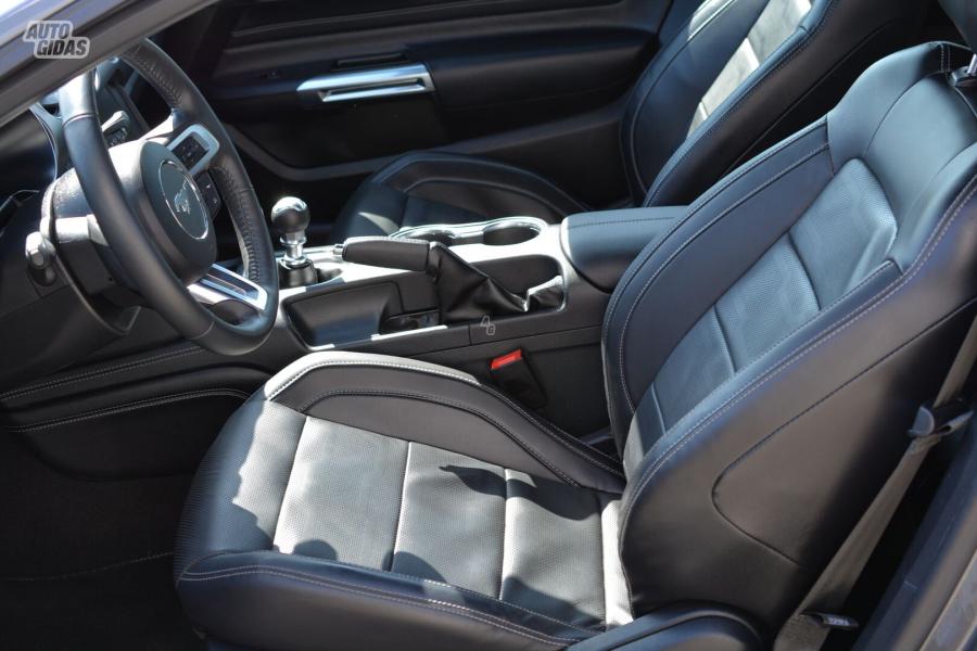 Grey Ford Mustang 2022 in Marijampole, with an engine capacity of 5.00 L and mileage of 13 thousand km for 34000 €, photo 17 on AUTOMOTO.COM.LV
