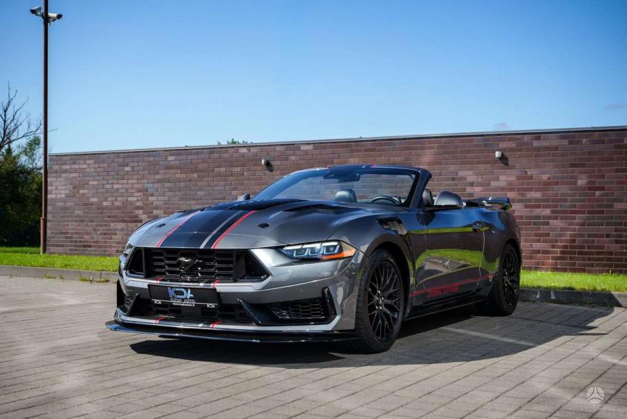 Pelēks Ford Mustang 2022 Marijampole, ar dzinēja tilpumu 5.04 L un nobraukumu 13 tūkst. km par 35450 €, foto 6 vietnē AUTOMOTO.COM.LV