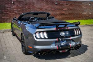 Pelēks Ford Mustang 2022 Marijampole, ar dzinēja tilpumu 5.04 L un nobraukumu 13 tūkst. km par 35450 €, foto 12 vietnē AUTOMOTO.COM.LV
