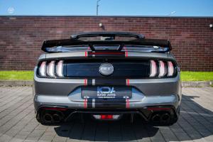 Pelēks Ford Mustang 2022 Marijampole, ar dzinēja tilpumu 5.04 L un nobraukumu 13 tūkst. km par 35450 €, foto 13 vietnē AUTOMOTO.COM.LV