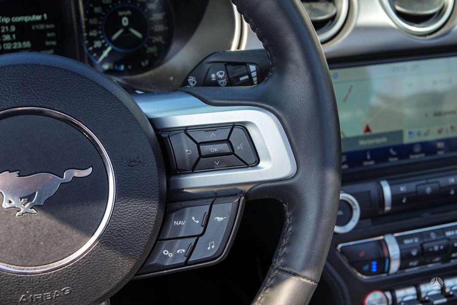 Pelēks Ford Mustang 2022 Marijampole, ar dzinēja tilpumu 5.04 L un nobraukumu 13 tūkst. km par 35450 €, foto 29 vietnē AUTOMOTO.COM.LV
