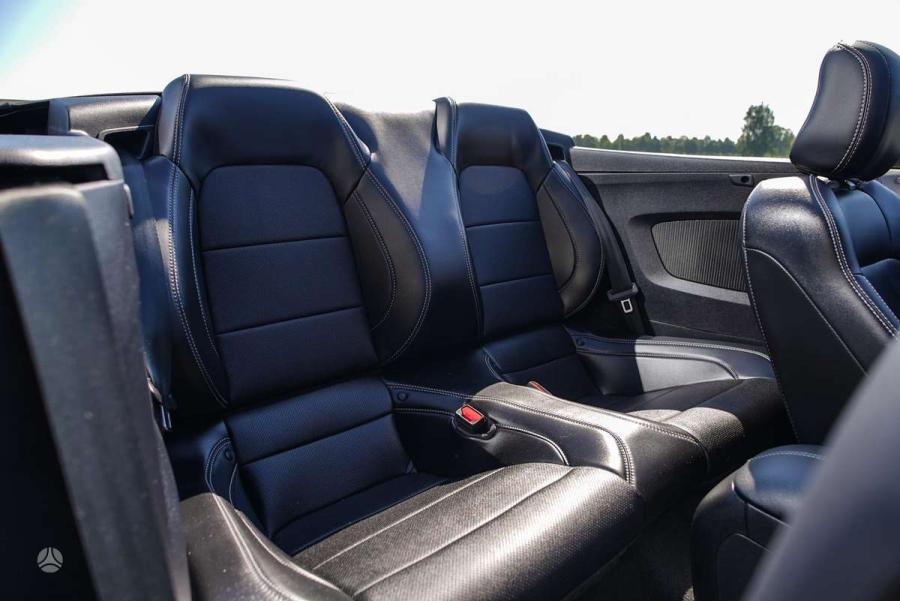 Pelēks Ford Mustang 2022 Marijampole, ar dzinēja tilpumu 5.04 L un nobraukumu 13 tūkst. km par 35450 €, foto 44 vietnē AUTOMOTO.COM.LV