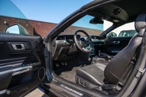 Pelēks Ford Mustang 2022 Marijampole, ar dzinēja tilpumu 5.04 L un nobraukumu 13 tūkst. km par 35450 €, foto 45 vietnē AUTOMOTO.COM.LV