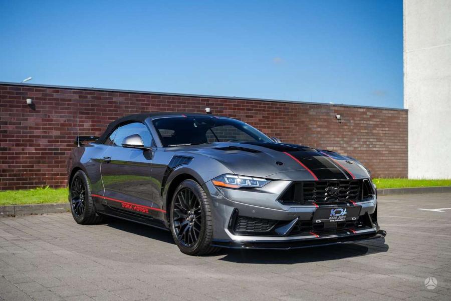 Pelēks Ford Mustang 2022 Marijampole, ar dzinēja tilpumu 5.04 L un nobraukumu 13 tūkst. km par 35450 €, foto 49 vietnē AUTOMOTO.COM.LV