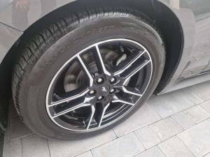 Grey Ford Mustang 2022 in Kaunas, with an engine capacity of 2.25 L and mileage of 14 thousand km for 24900 €, photo 21 on AUTOMOTO.COM.LV