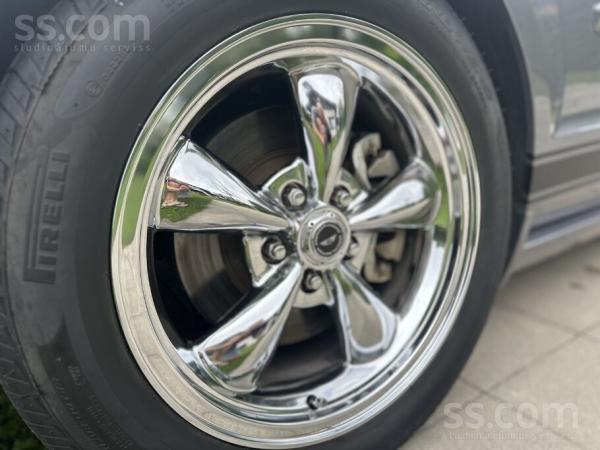 Grey Ford Mustang 2007 in Ogre, with an engine capacity of 4.60 L and mileage of 101 thousand km for 16900 €, photo 9 on AUTOMOTO.COM.LV