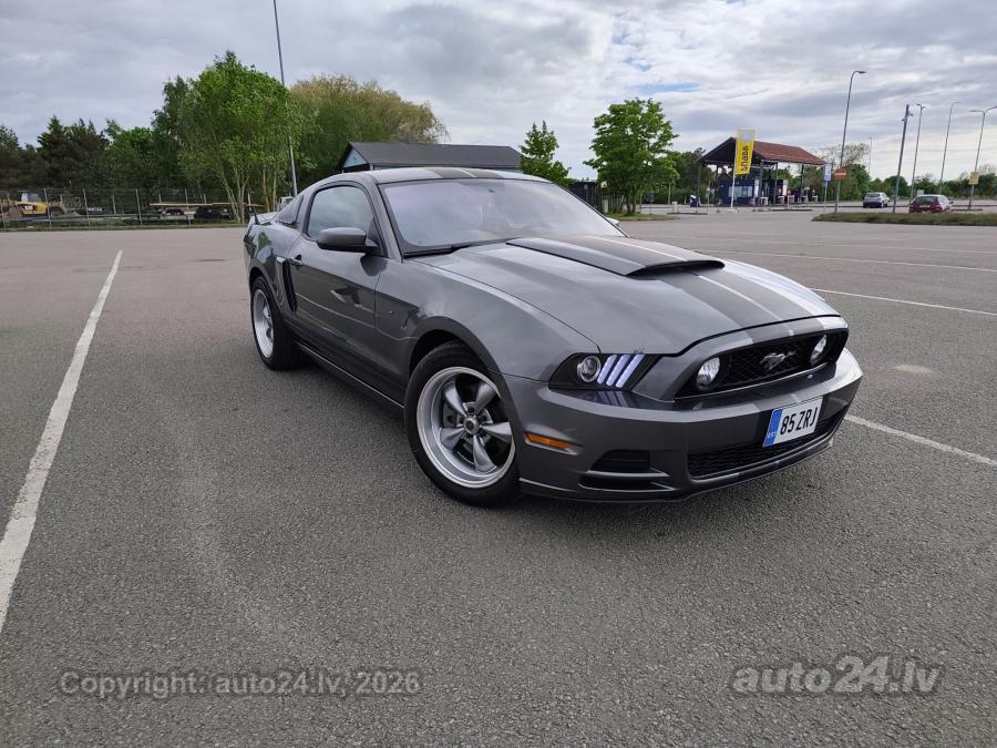 Grey Ford Mustang 2013 in Tallinn, with an engine capacity of 3.70 L and mileage of 230 thousand km for 14999 €, photo 6 on AUTOMOTO.COM.LV
