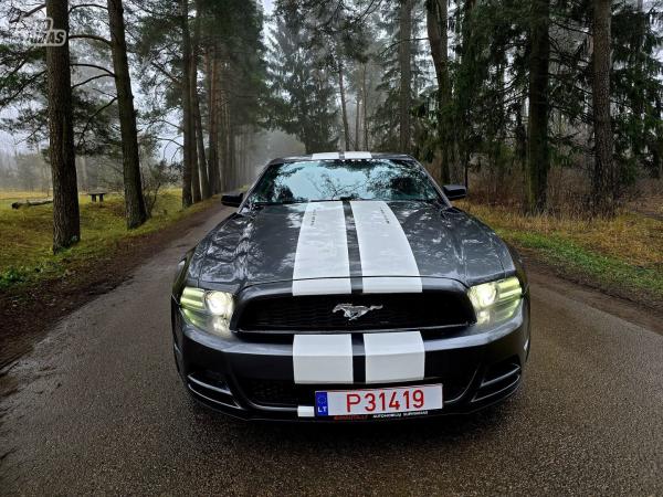 Grey Ford Mustang 2014 in Radviliskis, with an engine capacity of 3.70 L and mileage of 220 thousand km for 11950 €, photo 9 on AUTOMOTO.COM.LV