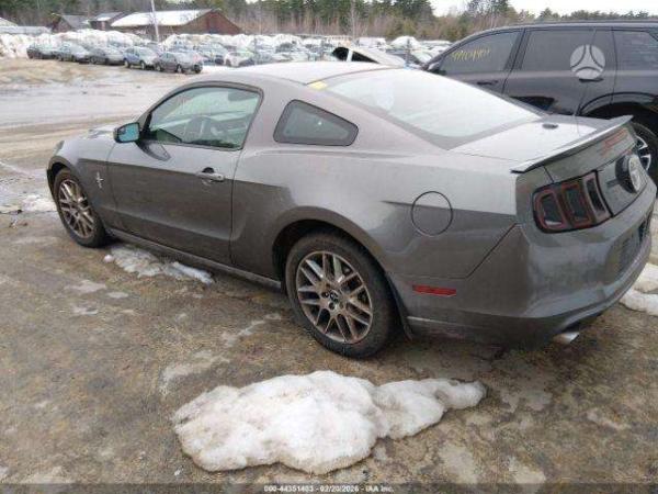 Grey Ford Mustang 2014 in Klaipeda, with an engine capacity of 3.70 L and mileage of 129 thousand km for 5250 €, photo 3 on AUTOMOTO.COM.LV