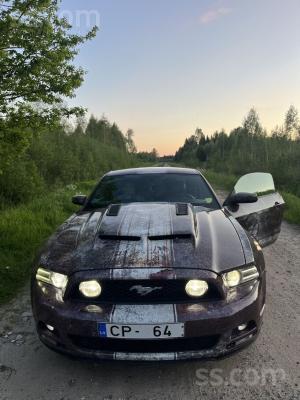 Grey Ford Mustang 2014 in Riga, with an engine capacity of 3.70 L and mileage of 92 thousand km for 12699 €, photo 14 on AUTOMOTO.COM.LV