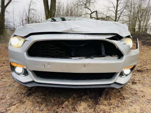 Pelēks Ford Mustang 2015 Kaišiadorys, ar dzinēja tilpumu 2.30 L un nobraukumu 110 tūkst. km par 7777 €, foto 11 vietnē AUTOMOTO.COM.LV