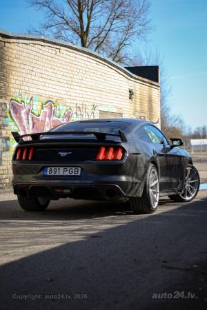 Pelēks Ford Mustang 2015 Tallina, ar dzinēja tilpumu 2.30 L un nobraukumu 213 tūkst. km par 17990 €, foto 8 vietnē AUTOMOTO.COM.LV