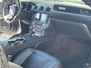 Grey Ford Mustang 2015 in Klaipeda, with an engine capacity of 3.73 L and mileage of 171 thousand km for 16000 €, photo 15 on AUTOMOTO.COM.LV