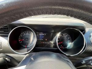 Grey Ford Mustang 2015 in Klaipeda, with an engine capacity of 3.73 L and mileage of 171 thousand km for 16000 €, photo 16 on AUTOMOTO.COM.LV