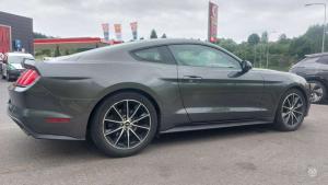 Grey Ford Mustang 2016 in Vilnius, with an engine capacity of 2.26 L and mileage of 151 thousand km for 14700 €, photo 6 on AUTOMOTO.COM.LV