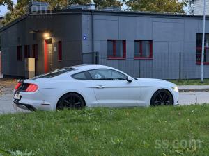 Pelēks Ford Mustang 2016 Rīga, ar dzinēja tilpumu 2.30 L un nobraukumu 71 tūkst. km par 32000 €, foto 4 vietnē AUTOMOTO.COM.LV