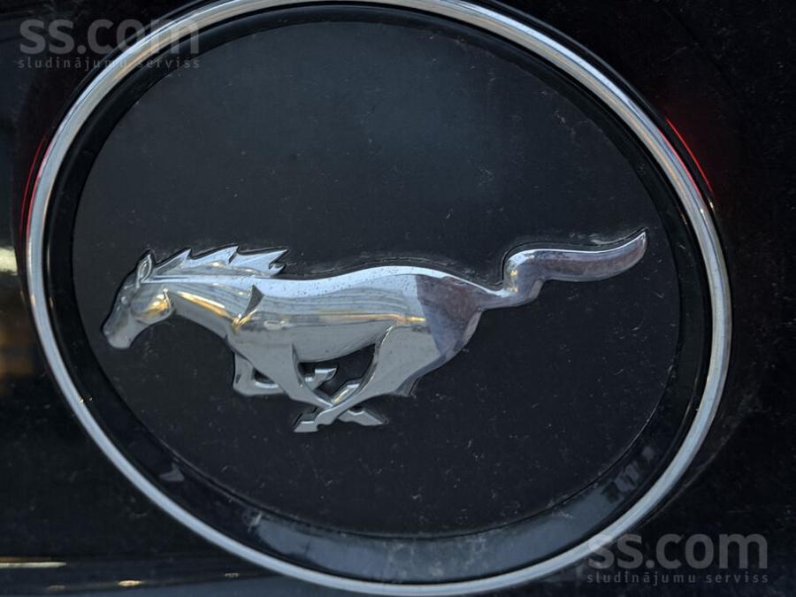 Pelēks Ford Mustang 2016 Rīga, ar dzinēja tilpumu 2.30 L un nobraukumu 71 tūkst. km par 32000 €, foto 21 vietnē AUTOMOTO.COM.LV
