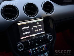 Pelēks Ford Mustang 2016 Rīga, ar dzinēja tilpumu 2.30 L un nobraukumu 71 tūkst. km par 32000 €, foto 26 vietnē AUTOMOTO.COM.LV