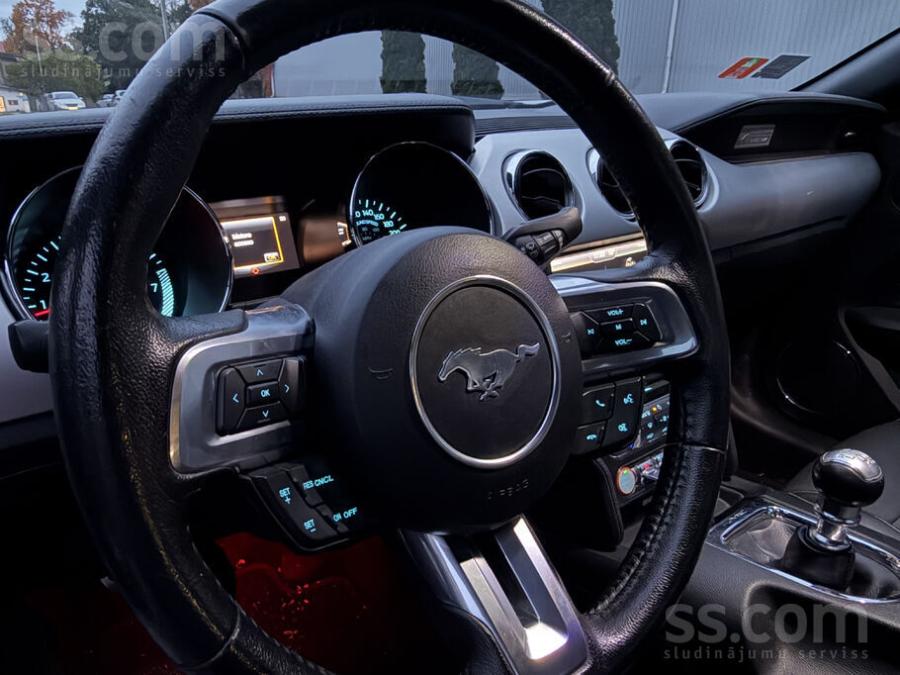Pelēks Ford Mustang 2016 Rīga, ar dzinēja tilpumu 2.30 L un nobraukumu 71 tūkst. km par 32000 €, foto 28 vietnē AUTOMOTO.COM.LV