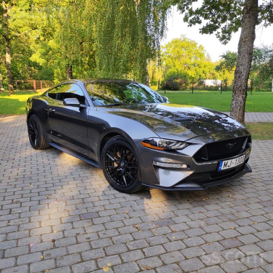 Grey Ford Mustang 2017 in Cesis, with an engine capacity of 2.30 L and mileage of 115 thousand km for 21990 €, photo 1 on AUTOMOTO.COM.LV