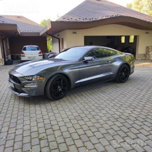 Grey Ford Mustang 2017 in Cesis, with an engine capacity of 2.30 L and mileage of 115 thousand km for 21990 €, photo 4 on AUTOMOTO.COM.LV