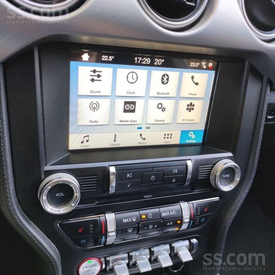 Grey Ford Mustang 2017 in Cesis, with an engine capacity of 2.30 L and mileage of 115 thousand km for 21990 €, photo 11 on AUTOMOTO.COM.LV