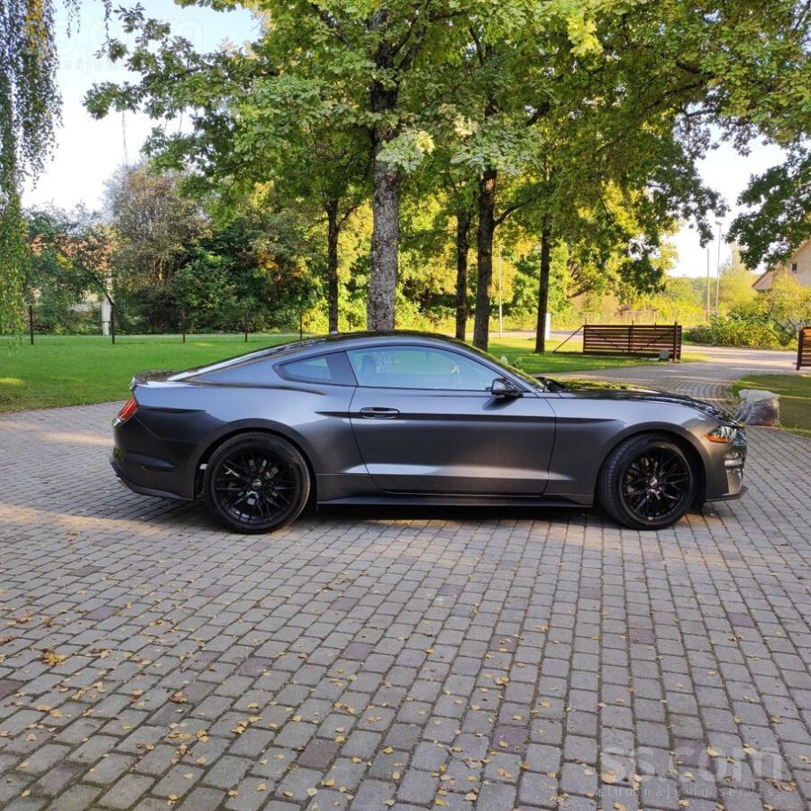 Grey Ford Mustang 2017 in Cesis, with an engine capacity of 2.30 L and mileage of 115 thousand km for 21990 €, photo 13 on AUTOMOTO.COM.LV