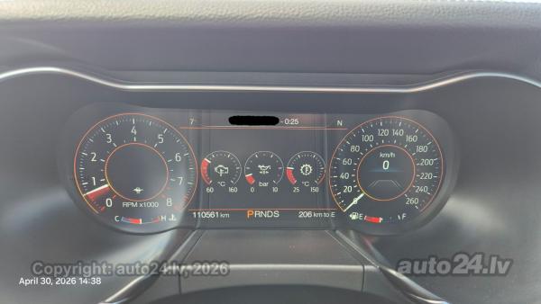 Grey Ford Mustang 2018 in Tallinn, with an engine capacity of 5.00 L and mileage of 111 thousand km for 35000 €, photo 9 on AUTOMOTO.COM.LV