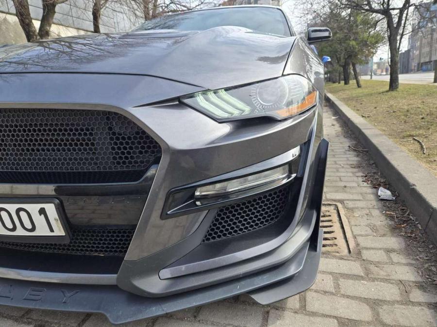 Grey Ford Mustang 2018 in Klaipeda, with an engine capacity of 2.26 L and mileage of 180 thousand km for 19000 €, photo 13 on AUTOMOTO.COM.LV