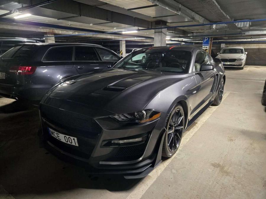 Grey Ford Mustang 2018 in Klaipeda, with an engine capacity of 2.26 L and mileage of 180 thousand km for 19000 €, photo 20 on AUTOMOTO.COM.LV