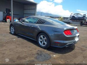 Pelēks Ford Mustang 2018 Klaipėda, ar dzinēja tilpumu 2.25 L un nobraukumu 164 tūkst. km par 7900 €, foto 3 vietnē AUTOMOTO.COM.LV