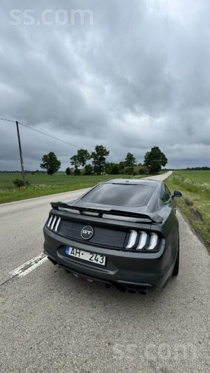 Grey Ford Mustang 2018 in Riga, with an engine capacity of 5.00 L and mileage of 67 thousand km for 39900 €, photo 21 on AUTOMOTO.COM.LV