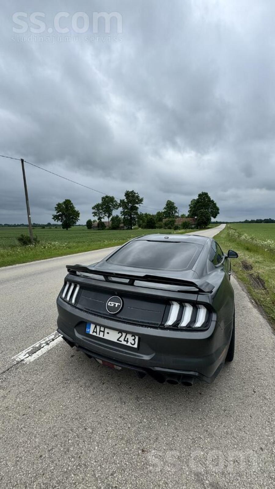 Grey Ford Mustang 2018 in Riga, with an engine capacity of 5.00 L and mileage of 67 thousand km for 39900 €, photo 21 on AUTOMOTO.COM.LV