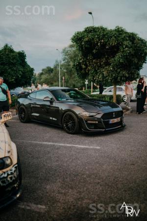 Grey Ford Mustang 2018 in Riga, with an engine capacity of 5.00 L and mileage of 67 thousand km for 39900 €, photo 22 on AUTOMOTO.COM.LV