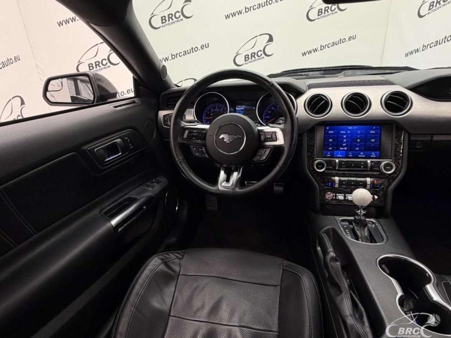 Pelēks Ford Mustang 2020 Viļņa, ar dzinēja tilpumu 4.95 L un nobraukumu 146 tūkst. km par 26900 €, foto 12 vietnē AUTOMOTO.COM.LV
