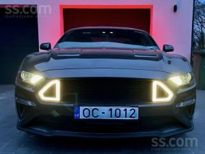 Grey Ford Mustang 2020 in Cesis, with an engine capacity of 2.30 L and mileage of 108 thousand km for 24000 €, photo 9 on AUTOMOTO.COM.LV