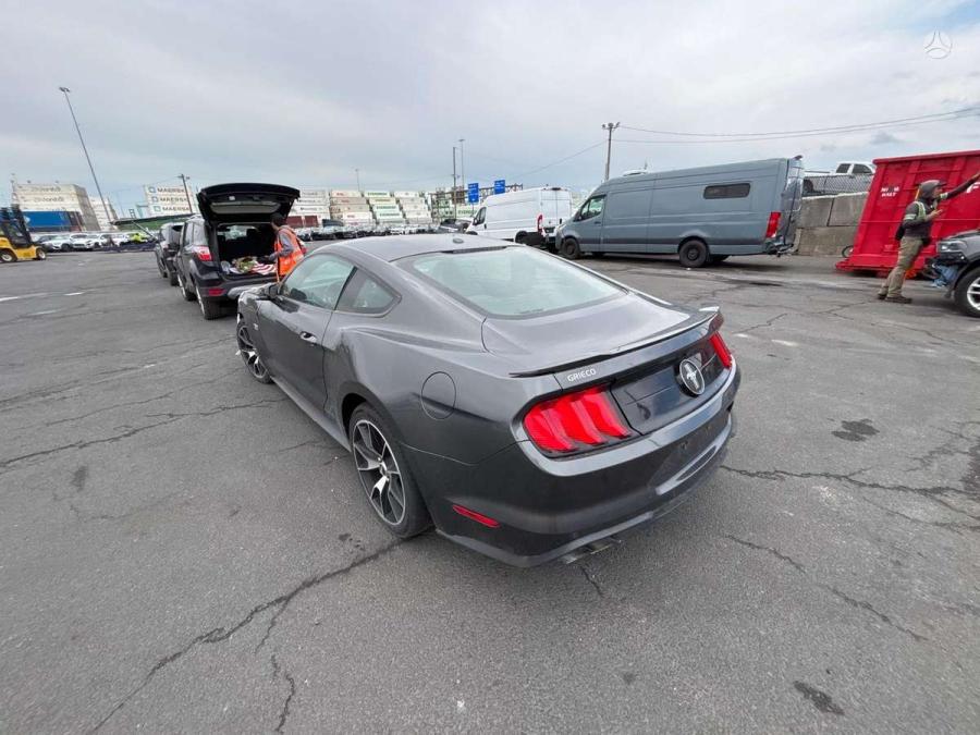 Pelēks Ford Mustang 2020 Ukmergė, ar dzinēja tilpumu 2.25 L un nobraukumu 89 tūkst. km par 11499 €, foto 22 vietnē AUTOMOTO.COM.LV