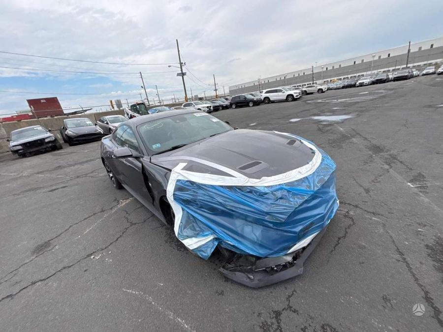 Pelēks Ford Mustang 2020 Ukmergė, ar dzinēja tilpumu 2.25 L un nobraukumu 89 tūkst. km par 11499 €, foto 29 vietnē AUTOMOTO.COM.LV