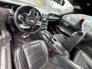 Pelēks Ford Mustang 2020 Ukmergė, ar dzinēja tilpumu 2.25 L un nobraukumu 89 tūkst. km par 11499 €, foto 35 vietnē AUTOMOTO.COM.LV